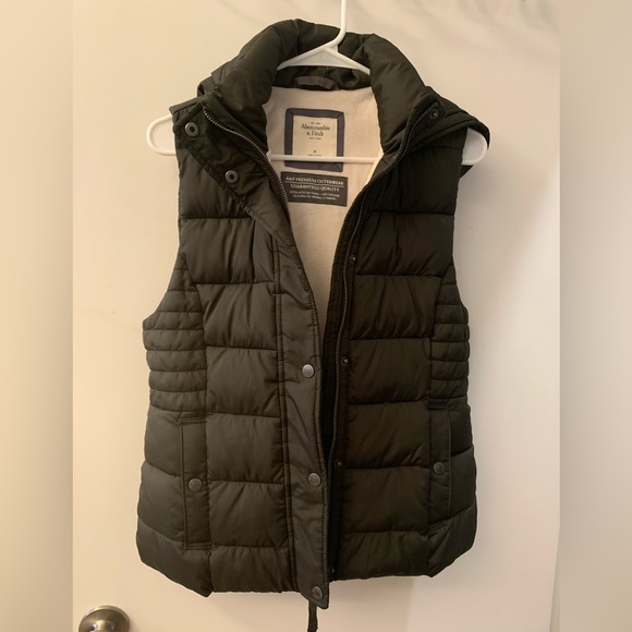 Abercrombie & Fitch | Jackets & Coats | Abercrombie Fitch Puffer Vest | Poshmark